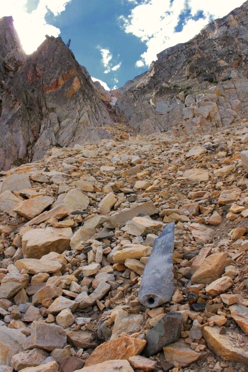 Review: United Flight 409 Crash, Snowy Mountains—1.5 Mile Walk