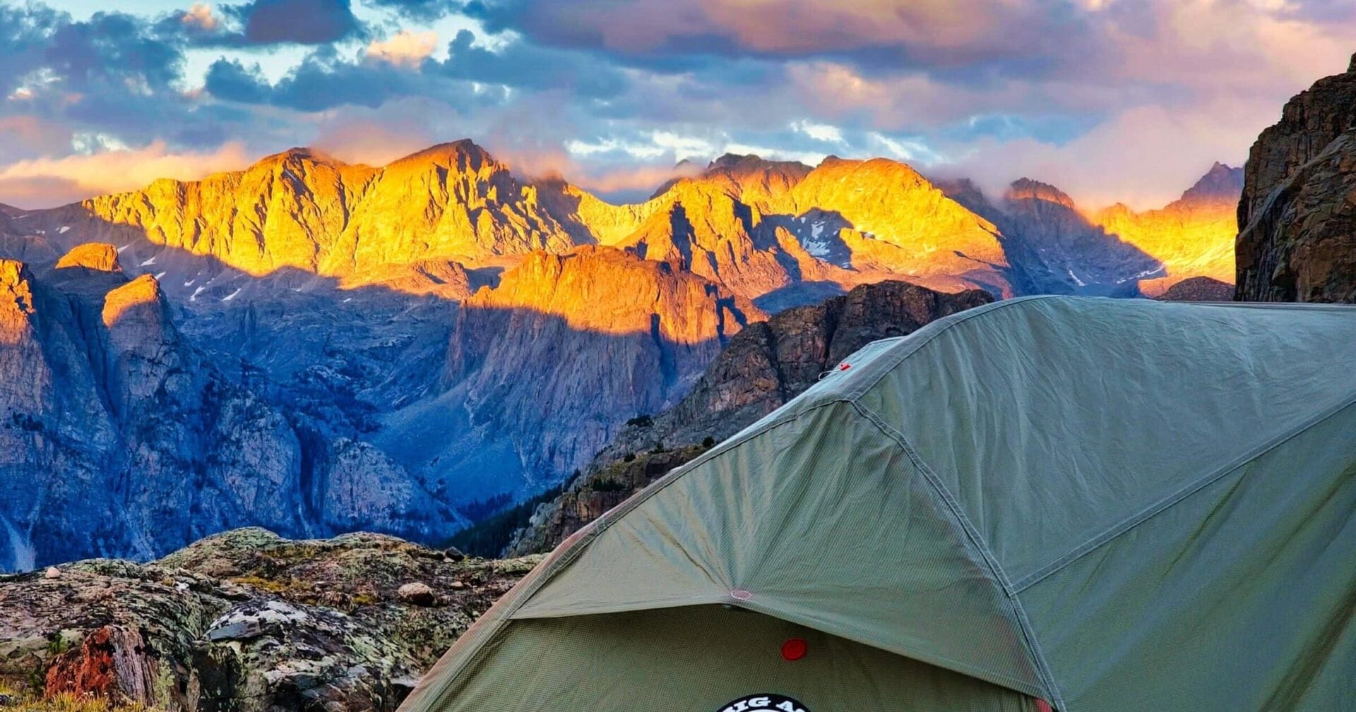 Review: Hiking Marten Lake and Squaretop Mountain from New Fork Lakes